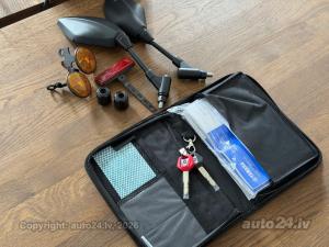 Black Yamaha MT 09 2023 in Tallinn, with an engine capacity of 0.89 L and mileage of 13 thousand km for 8790 €, photo 9 on AUTOMOTO.COM.LV