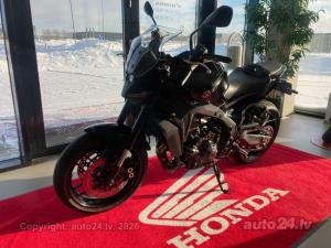Black Yamaha MT 09 2024 in Tallinn, with an engine capacity of 0.89 L and mileage of 19 thousand km for 8490 €, photo 2 on AUTOMOTO.COM.LV