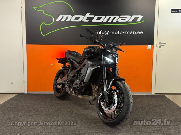 Black Yamaha MT 09 2024 in Tartu, with an engine capacity of 0.89 L and mileage of 20 thousand km for 8990 €, photo 2 on AUTOMOTO.COM.LV