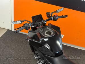 Melns Yamaha MT 09 2024 Tartu, ar dzinēja tilpumu 0.89 L un nobraukumu 20 tūkst. km par 8990 €, foto 9 vietnē AUTOMOTO.COM.LV