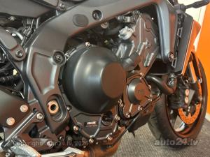 Melns Yamaha MT 09 2024 Tartu, ar dzinēja tilpumu 0.89 L un nobraukumu 20 tūkst. km par 8990 €, foto 14 vietnē AUTOMOTO.COM.LV