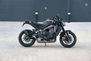 Black Yamaha MT 09 2024 in Vilnius, with an engine capacity of 0.89 L and mileage of 10 thousand km for 8399 €, photo 6 on AUTOMOTO.COM.LV