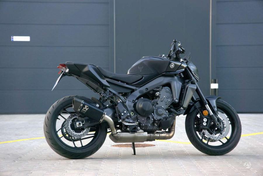 Black Yamaha MT 09 2024 in Vilnius, with an engine capacity of 0.89 L and mileage of 10 thousand km for 8399 €, photo 7 on AUTOMOTO.COM.LV