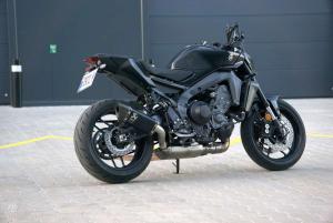 Black Yamaha MT 09 2024 in Vilnius, with an engine capacity of 0.89 L and mileage of 10 thousand km for 8399 €, photo 8 on AUTOMOTO.COM.LV