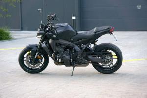 Black Yamaha MT 09 2024 in Vilnius, with an engine capacity of 0.89 L and mileage of 10 thousand km for 8399 €, photo 11 on AUTOMOTO.COM.LV