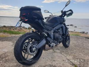 Melns Yamaha MT 09 2025 Tallina, ar dzinēja tilpumu 0.89 L un nobraukumu 7 tūkst. km par 10000 €, foto 7 vietnē AUTOMOTO.COM.LV
