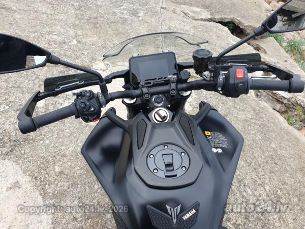 Melns Yamaha MT 09 2025 Tallina, ar dzinēja tilpumu 0.89 L un nobraukumu 7 tūkst. km par 10000 €, foto 10 vietnē AUTOMOTO.COM.LV