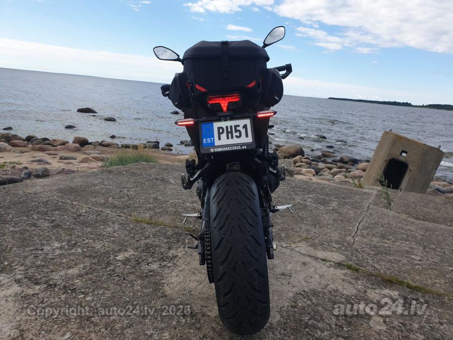 Melns Yamaha MT 09 2025 Tallina, ar dzinēja tilpumu 0.89 L un nobraukumu 7 tūkst. km par 10000 €, foto 20 vietnē AUTOMOTO.COM.LV