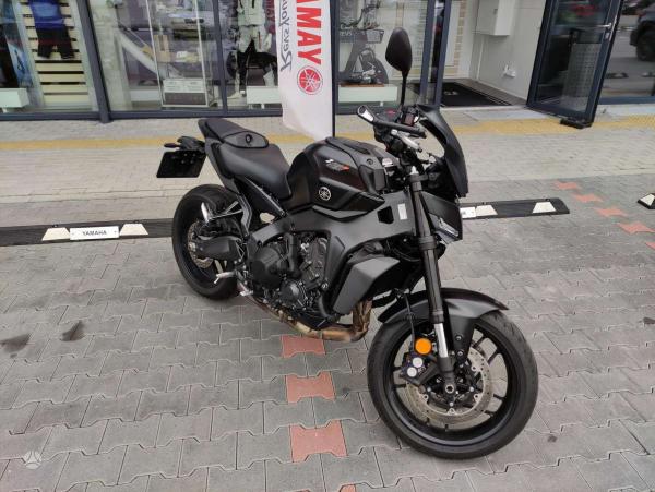 Black Yamaha MT 09 2026 in Klaipeda, with an engine capacity of 0.69 L and mileage of 1 thousand km for 10800 €, photo 7 on AUTOMOTO.COM.LV