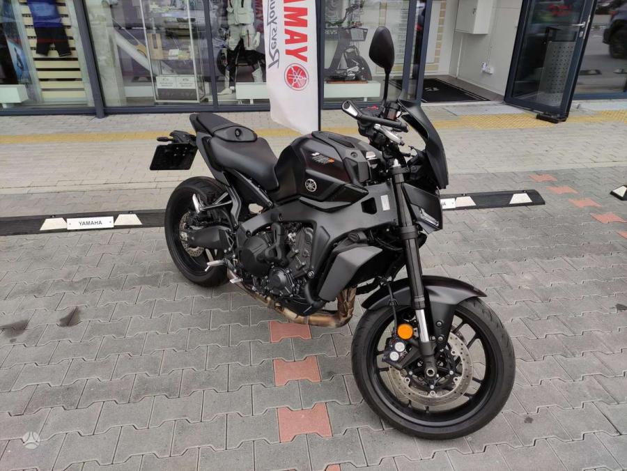 Black Yamaha MT 09 2026 in Klaipeda, with an engine capacity of 0.69 L and mileage of 1 thousand km for 10800 €, photo 7 on AUTOMOTO.COM.LV
