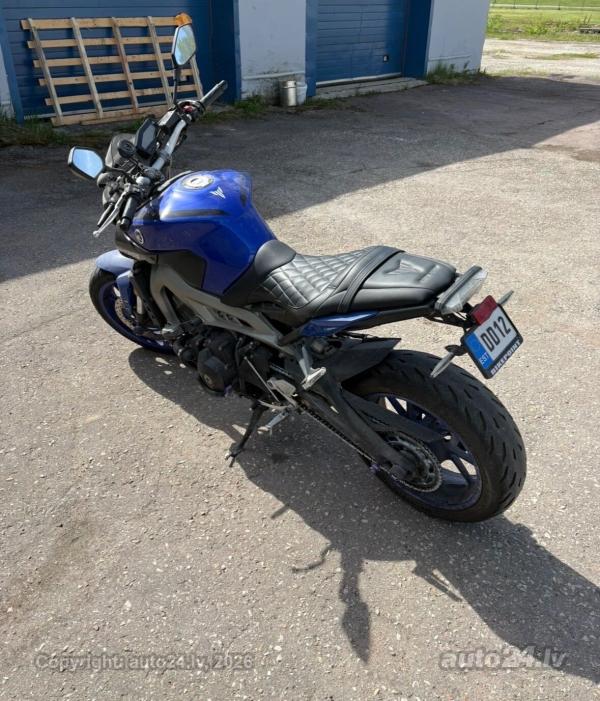 Blue Yamaha MT 09 2013 in Tallinn, with an engine capacity of 0.85 L and mileage of 23 thousand km for 4300 €, photo 2 on AUTOMOTO.COM.LV