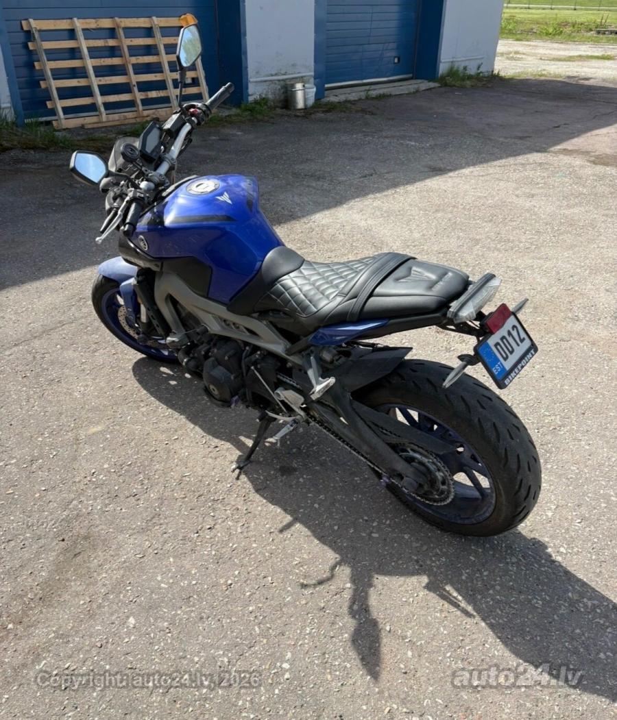 Blue Yamaha MT 09 2013 in Tallinn, with an engine capacity of 0.85 L and mileage of 23 thousand km for 4300 €, photo 3 on AUTOMOTO.COM.LV