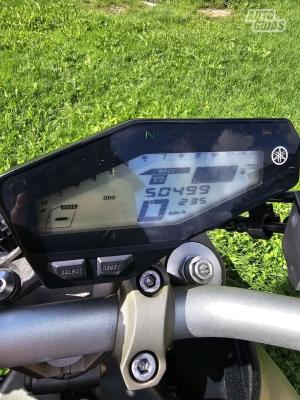 Pelēks Yamaha MT 09 2014 Viļņa, ar dzinēja tilpumu 0.00 L un nobraukumu 50 tūkst. km par 4300 €, foto 9 vietnē AUTOMOTO.COM.LV