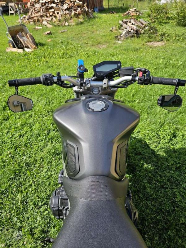 Grey Yamaha MT 09 2014 in Vilnius, with an engine capacity of 0.85 L and mileage of 50 thousand km for 4300 €, photo 5 on AUTOMOTO.COM.LV