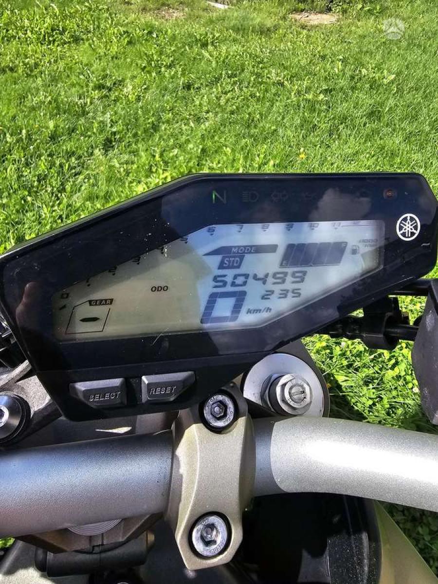 Grey Yamaha MT 09 2014 in Vilnius, with an engine capacity of 0.85 L and mileage of 50 thousand km for 4300 €, photo 10 on AUTOMOTO.COM.LV