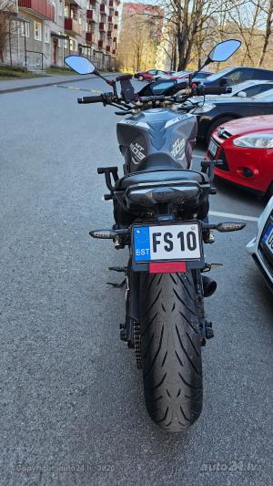 Pelēks Yamaha MT 09 2015 Tallina, ar dzinēja tilpumu 0.85 L un nobraukumu 30 tūkst. km par 6200 €, foto 6 vietnē AUTOMOTO.COM.LV