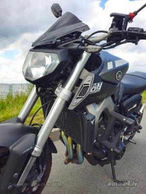 Pelēks Yamaha MT 09 2015 Tallina, ar dzinēja tilpumu 0.85 L un nobraukumu 30 tūkst. km par 6200 €, foto 7 vietnē AUTOMOTO.COM.LV