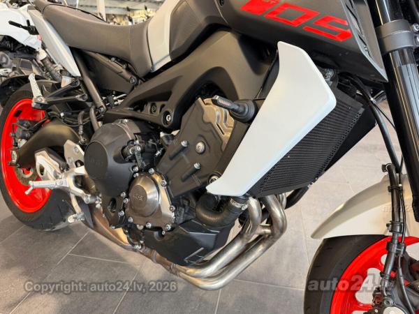 Grey Yamaha MT 09 2020 in Tallinn, with an engine capacity of 0.85 L and mileage of 26 thousand km for 7290 €, photo 11 on AUTOMOTO.COM.LV