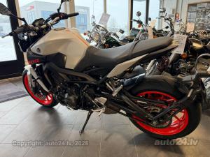 Grey Yamaha MT 09 2020 in Tallinn, with an engine capacity of 0.85 L and mileage of 26 thousand km for 7290 €, photo 14 on AUTOMOTO.COM.LV