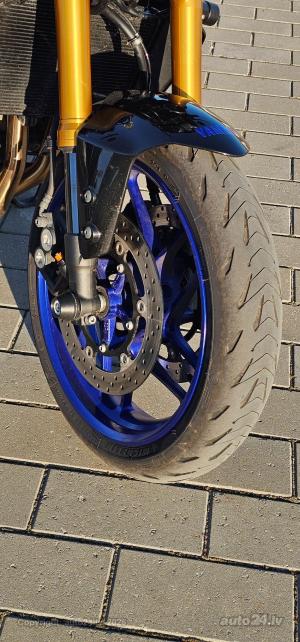 Grey Yamaha MT 09 2022 in Tartu, with an engine capacity of 0.89 L and mileage of 20 thousand km for 11000 €, photo 8 on AUTOMOTO.COM.LV
