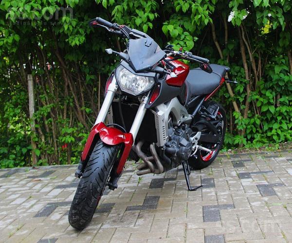 Yamaha MT 09 2013 Tukums, ar dzinēja tilpumu 0.90 L un nobraukumu 0 tūkst. km par 5500 €, foto 3 vietnē AUTOMOTO.COM.LV