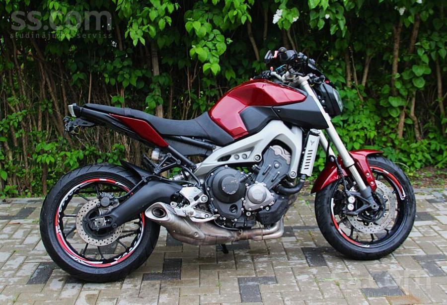 Yamaha MT 09 2013 in Tukums, with an engine capacity of 0.90 L and mileage of 0 thousand km for 5500 €, photo 2 on AUTOMOTO.COM.LV