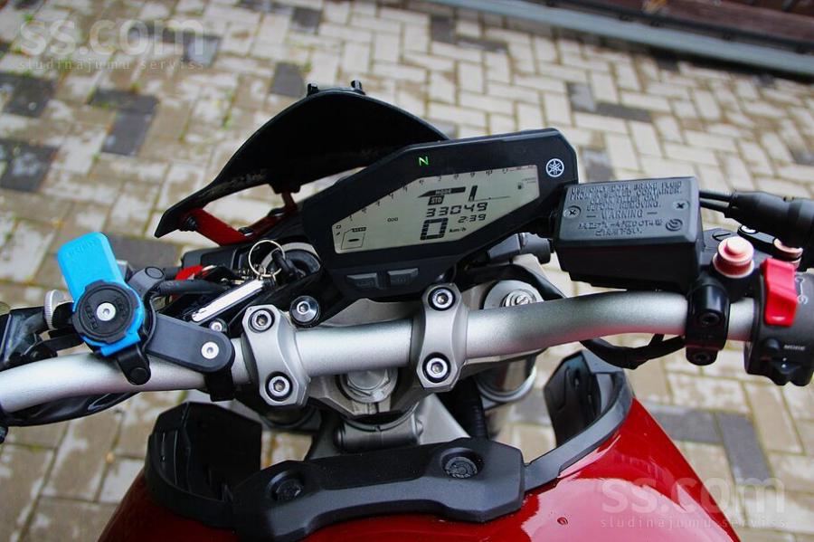 Yamaha MT 09 2013 in Tukums, with an engine capacity of 0.90 L and mileage of 0 thousand km for 5000 €, photo 7 on AUTOMOTO.COM.LV