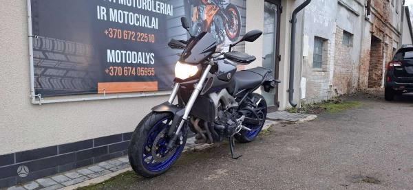 Yamaha MT 09 2014 in Panevezys, with an engine capacity of 0.90 L and mileage of 39 thousand km for 3700 €, photo 2 on AUTOMOTO.COM.LV