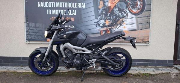 Yamaha MT 09 2014 in Panevezys, with an engine capacity of 0.90 L and mileage of 39 thousand km for 3700 €, photo 4 on AUTOMOTO.COM.LV