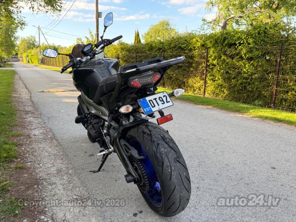 Yamaha MT 09 2014 Tallina, ar dzinēja tilpumu 0.85 L un nobraukumu 21 tūkst. km par 7000 €, foto 2 vietnē AUTOMOTO.COM.LV
