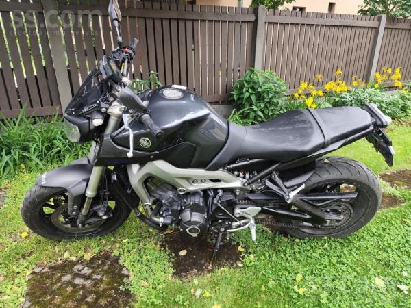 Ямаха MT 09 2014 в Рига, объемом двигателя 0.89 л и пробегом 0 тыс. км за 6000 €, фото 3 на AUTOMOTO.COM.LV
