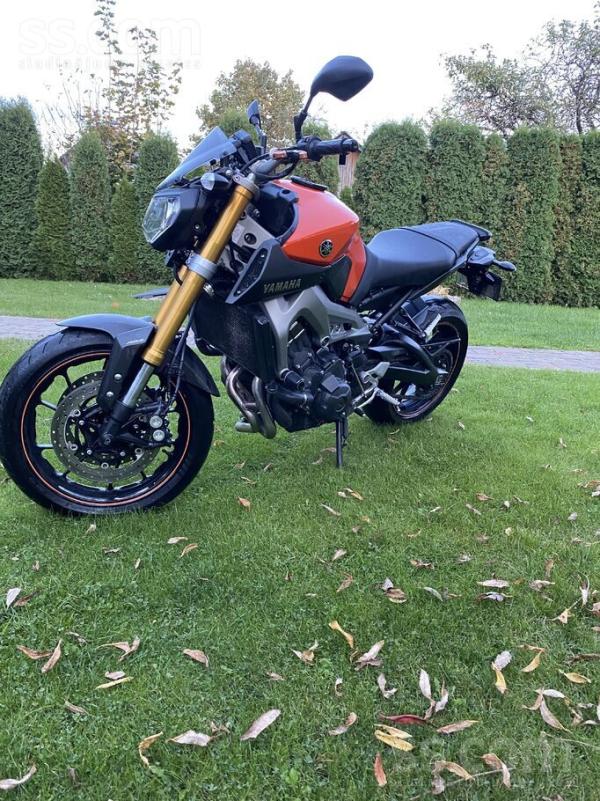 Yamaha MT 09 2014 in Riga, with an engine capacity of 0.85 L and mileage of 0 thousand km for 5850 €, photo 2 on AUTOMOTO.COM.LV