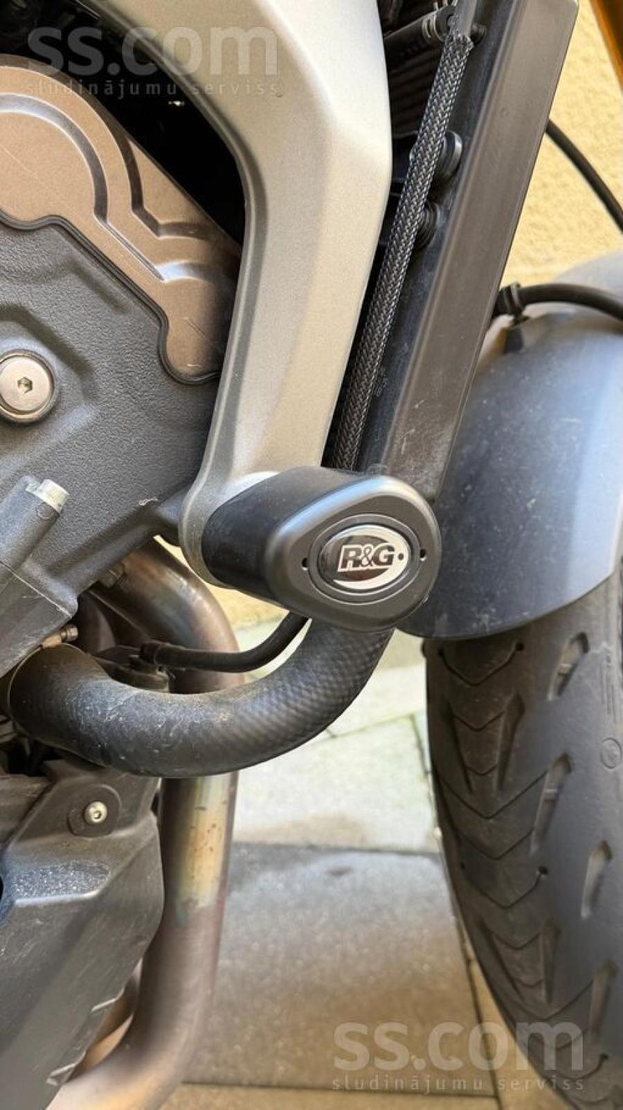 Yamaha MT 09 2014 in Riga, with an engine capacity of 0.85 L and mileage of 0 thousand km for 5990 €, photo 8 on AUTOMOTO.COM.LV