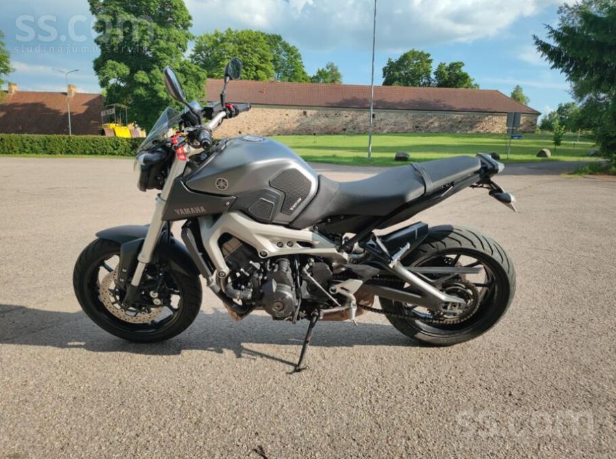 Yamaha MT 09 2014 Rīga, ar dzinēja tilpumu 0.85 L un nobraukumu 0 tūkst. km par 5600 €, foto 3 vietnē AUTOMOTO.COM.LV