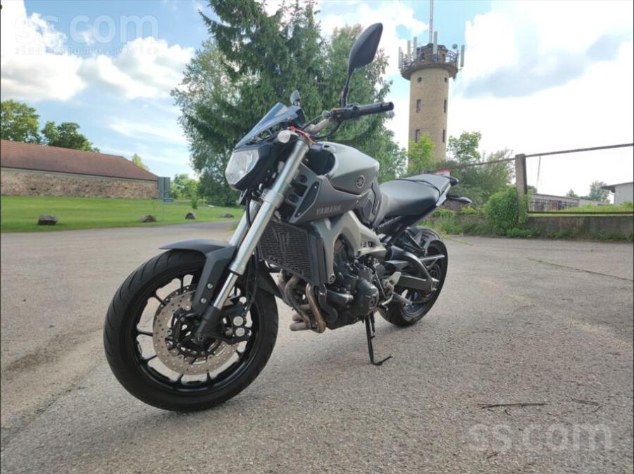 Yamaha MT 09 2014 Rīga, ar dzinēja tilpumu 0.85 L un nobraukumu 0 tūkst. km par 5600 €, foto 4 vietnē AUTOMOTO.COM.LV