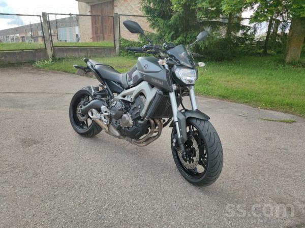 Yamaha MT 09 2014 in Riga, with an engine capacity of 0.85 L and mileage of 0 thousand km for 5600 €, photo 4 on AUTOMOTO.COM.LV
