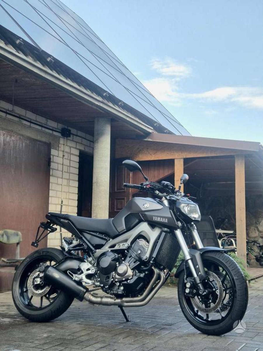 Yamaha MT 09 2014 in Prienai, with an engine capacity of 0.90 L and mileage of 32 thousand km for 4550 €, photo 1 on AUTOMOTO.COM.LV