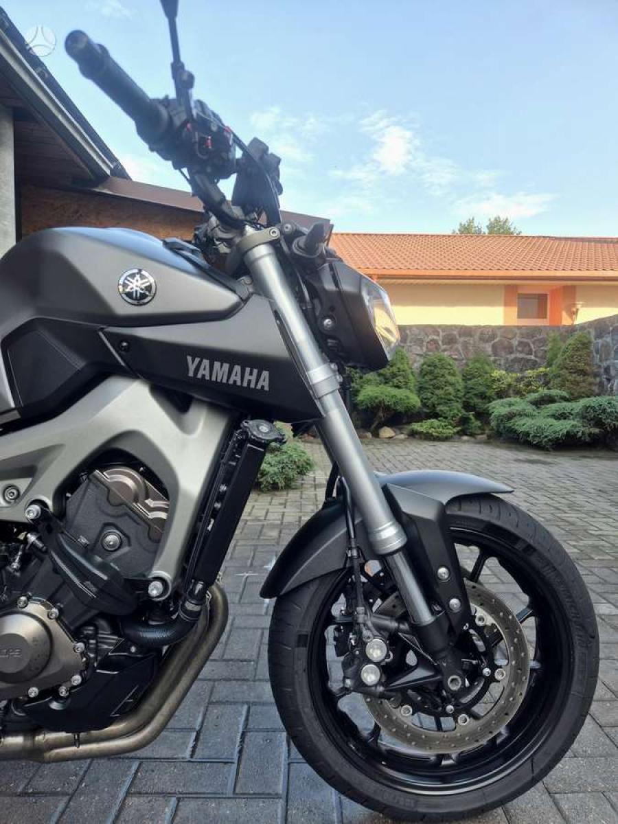 Yamaha MT 09 2014 in Prienai, with an engine capacity of 0.90 L and mileage of 32 thousand km for 4550 €, photo 14 on AUTOMOTO.COM.LV