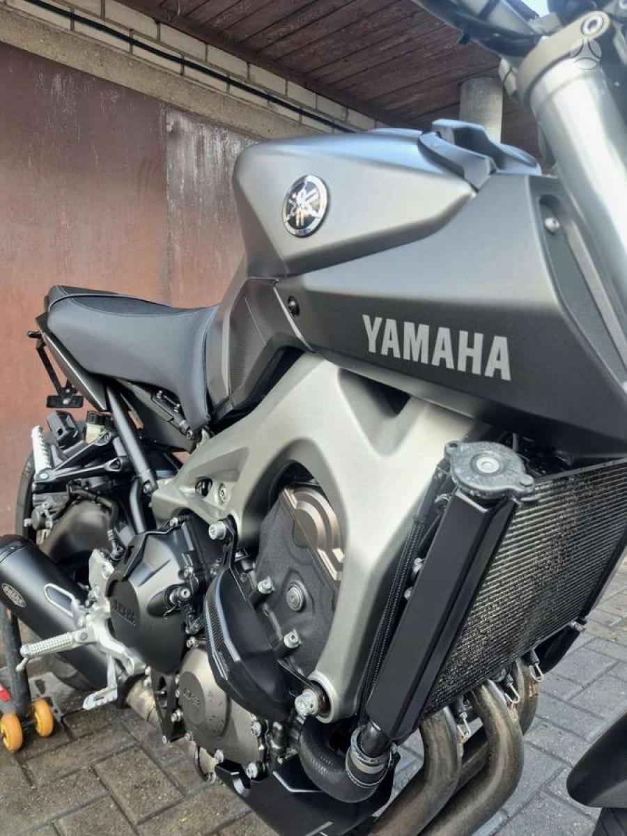 Yamaha MT 09 2014 in Prienai, with an engine capacity of 0.90 L and mileage of 32 thousand km for 4550 €, photo 21 on AUTOMOTO.COM.LV