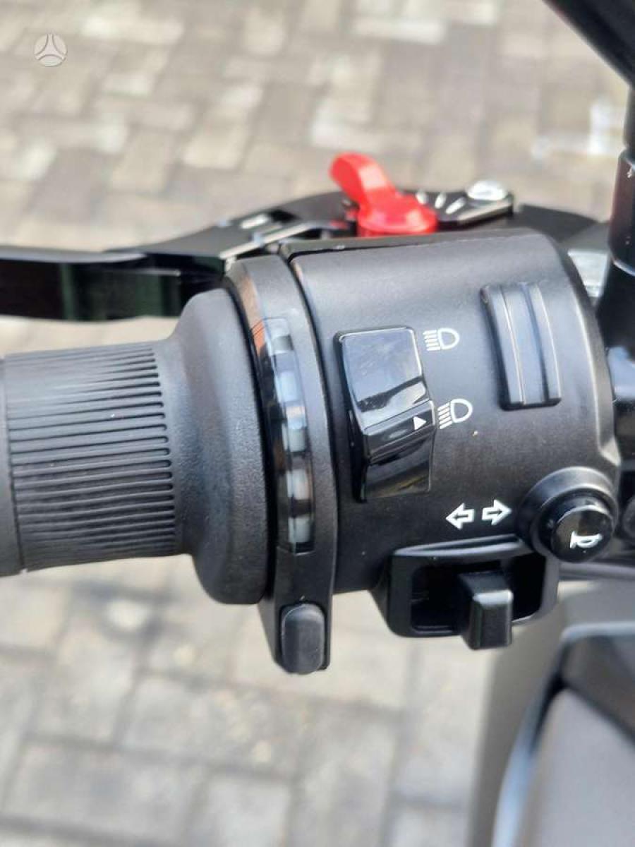Yamaha MT 09 2014 in Prienai, with an engine capacity of 0.90 L and mileage of 32 thousand km for 4550 €, photo 27 on AUTOMOTO.COM.LV