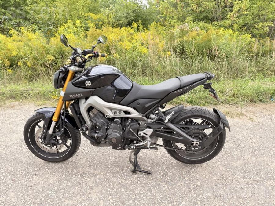 Yamaha MT 09 2014 in Riga, with an engine capacity of 0.85 L and mileage of 0 thousand km for 5200 €, photo 3 on AUTOMOTO.COM.LV