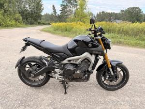 Yamaha MT 09 2014 in Riga, with an engine capacity of 0.85 L and mileage of 0 thousand km for 5200 €, photo 5 on AUTOMOTO.COM.LV