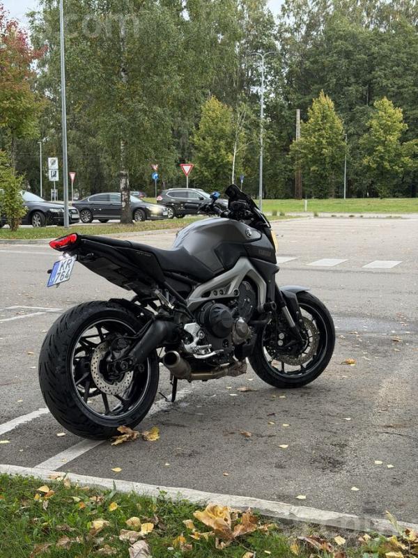 Yamaha MT 09 2014 in Riga on AUTOMOTO.COM.LV Yamaha MT 09 2014 in Riga, with an engine capacity of 0.85 L and mileage of 0 thousand km for 5550 €, photo 5 on AUTOMOTO.COM.LV