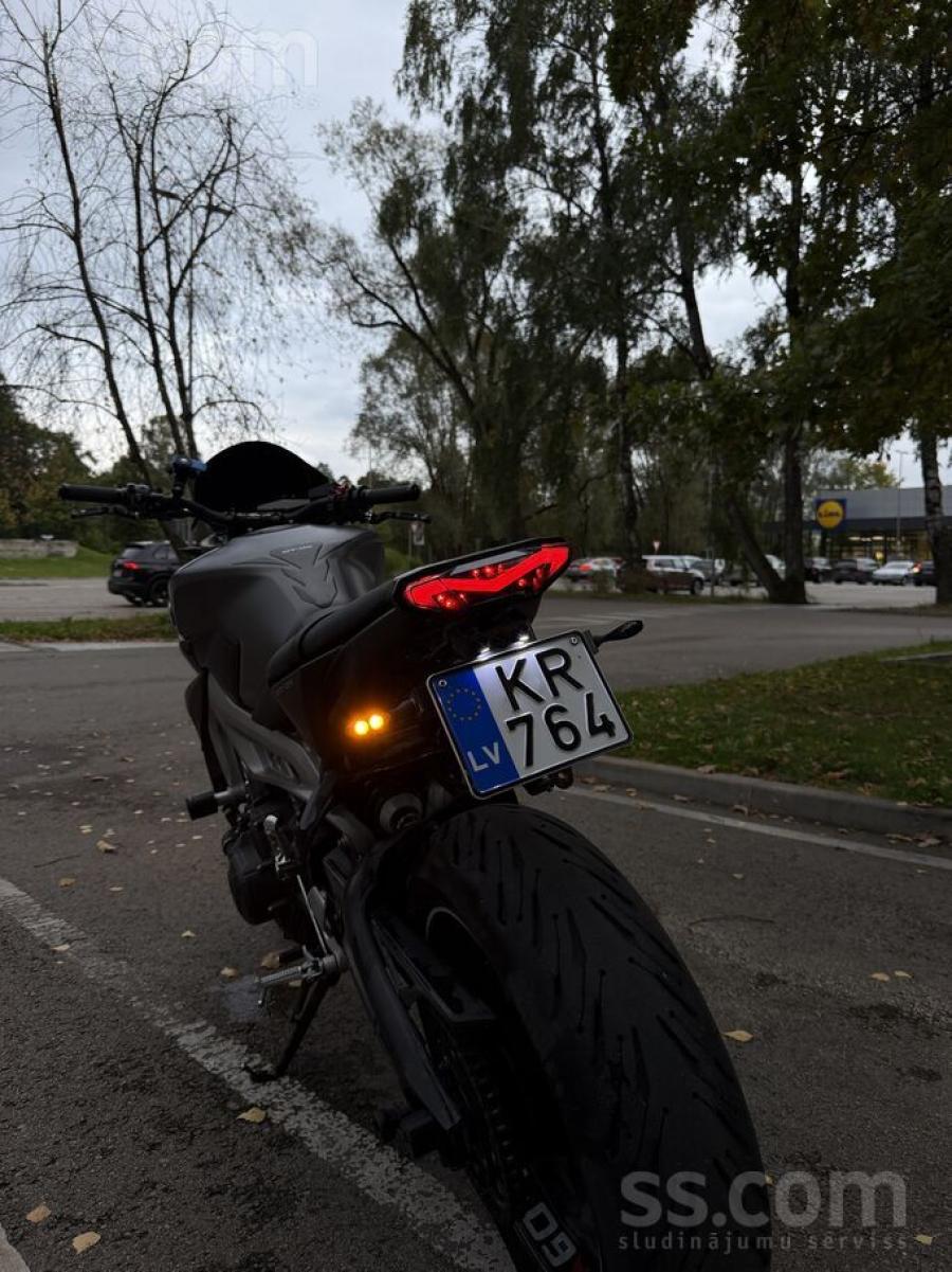 Yamaha MT 09 2014 in Riga, with an engine capacity of 0.85 L and mileage of 0 thousand km for 5550 €, photo 11 on AUTOMOTO.COM.LV