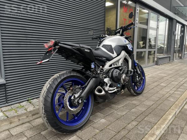 Yamaha MT 09 2015 Rīga, ar dzinēja tilpumu 0.85 L un nobraukumu 0 tūkst. km par 4899 €, foto 4 vietnē AUTOMOTO.COM.LV