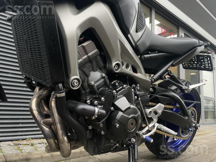 Yamaha MT 09 2015 in Riga, with an engine capacity of 0.85 L and mileage of 0 thousand km for 4899 €, photo 8 on AUTOMOTO.COM.LV