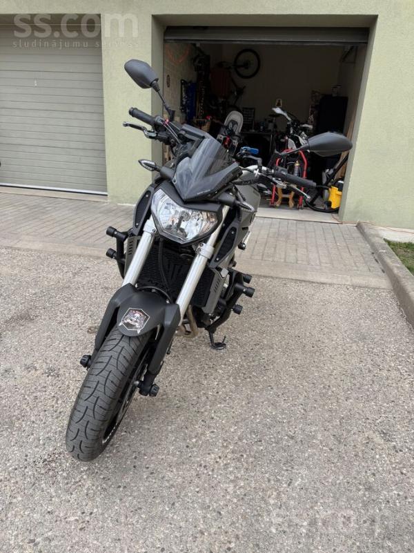 Yamaha MT 09 2015 in Daugavpils, with an engine capacity of 0.85 L and mileage of 0 thousand km for 7000 €, photo 7 on AUTOMOTO.COM.LV