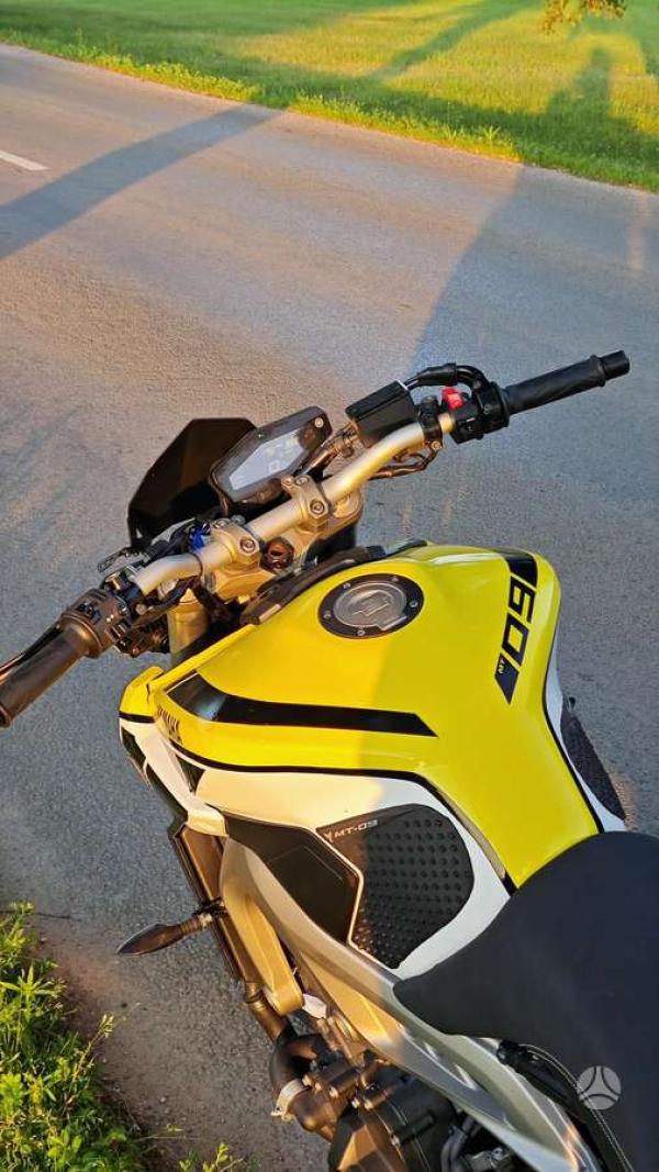 Yamaha MT 09 2015 in Kupiskis, with an engine capacity of 0.89 L and mileage of 39 thousand km for 4500 €, photo 9 on AUTOMOTO.COM.LV