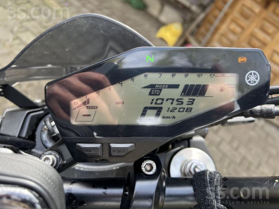 Yamaha MT 09 2017 in Riga, with an engine capacity of 0.85 L and mileage of 0 thousand km for 6000 €, photo 5 on AUTOMOTO.COM.LV