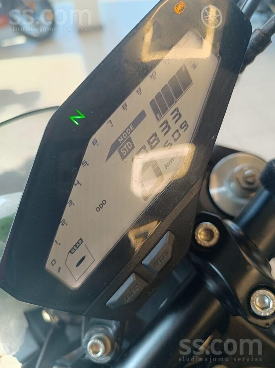 Yamaha MT 09 2017 in Riga, with an engine capacity of 0.90 L and mileage of 0 thousand km for 5600 €, photo 5 on AUTOMOTO.COM.LV